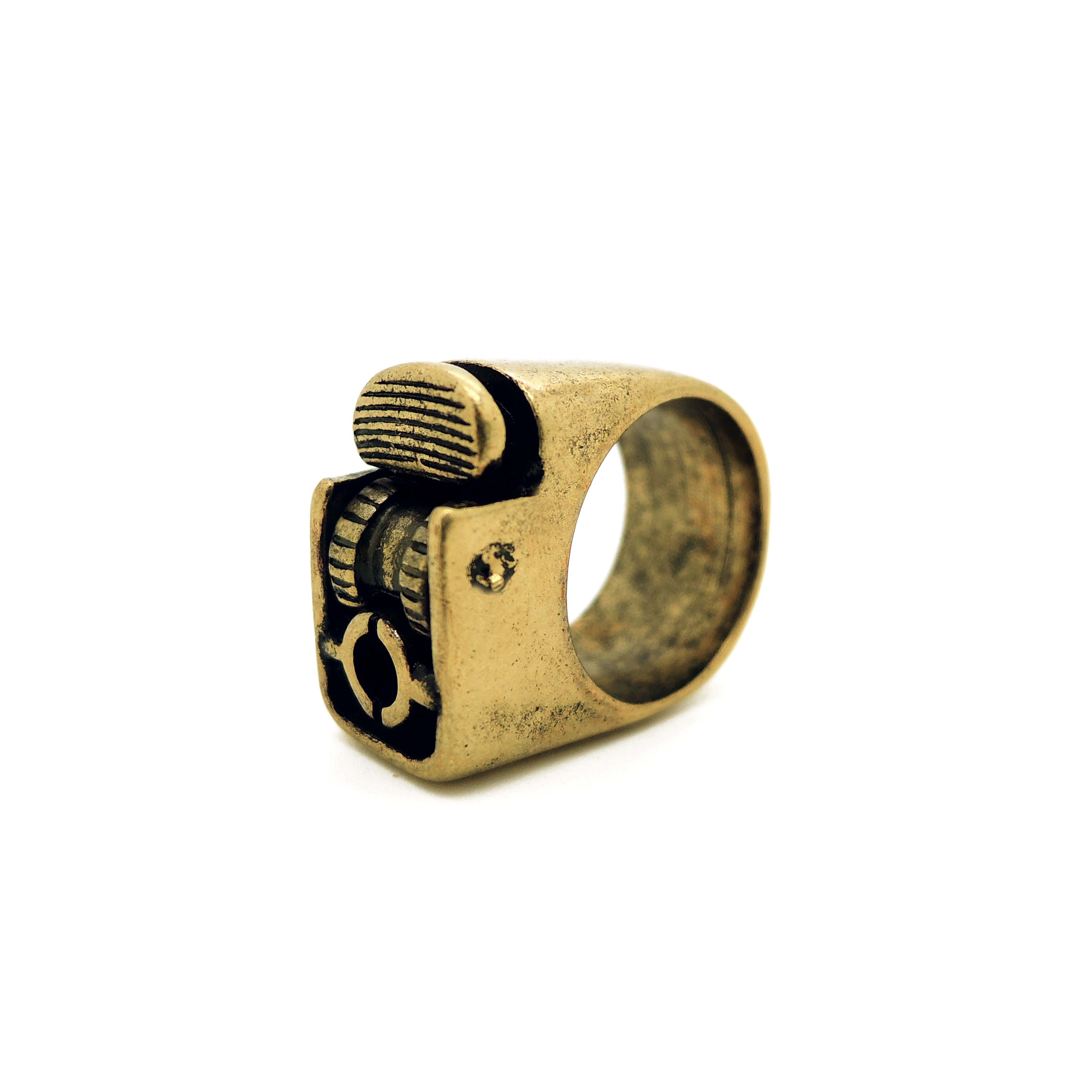 Lighter Ring on Luulla